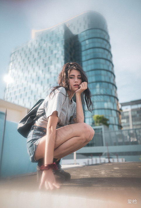 唯美美女人体艺术写真摄影_图片 - 图库 - 爱给网